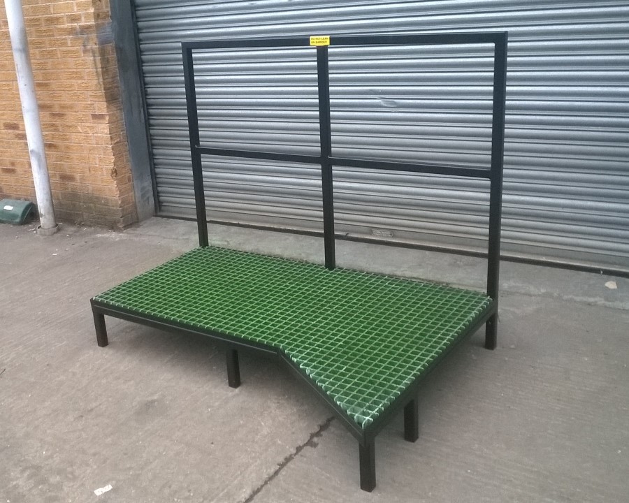 Makino Machine Operator Platform - Acres Engineering